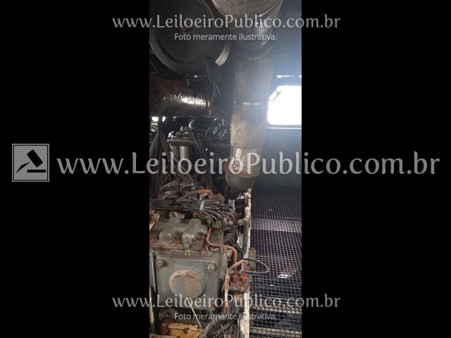 Venda Direta*: Guindaste Portuário MHC Liebherr LHM-400 (CE ...